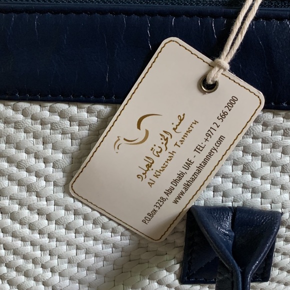 Al Khaznah Tannery | Bags | Al Khaznah Tote From Abu Dhabi | Poshmark